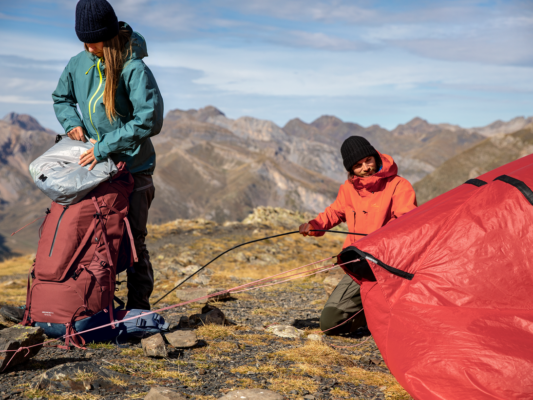 Buy a Backpacking pack for your perfect tour - deuter